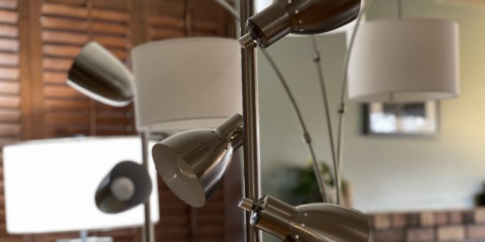 How to Light a Room with No Overhead Ceiling Lighting | Modern.Place